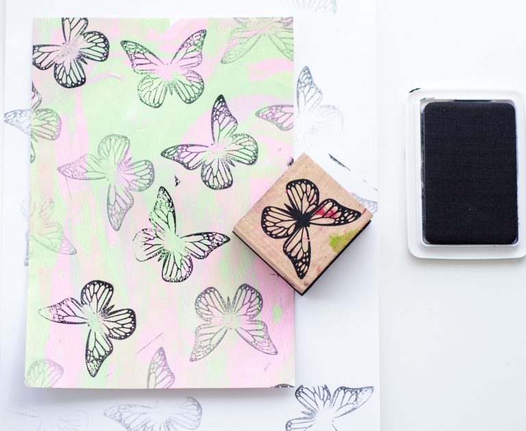 Paint art project for kids - Scrape and stamp banners - Kiwi Families