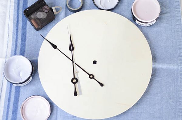 How to make your own decorative wall clock - Kiwi Families