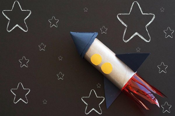 How to make a toilet roll rocket ship - Kiwi Families