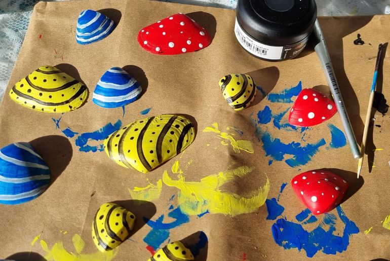 Handmade Shell Mobile - Kiwi Families