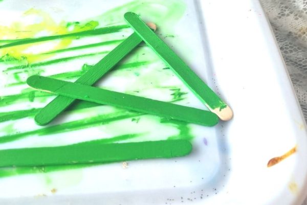 Ice-Block Stick Christmas Decorations - Kiwi Families