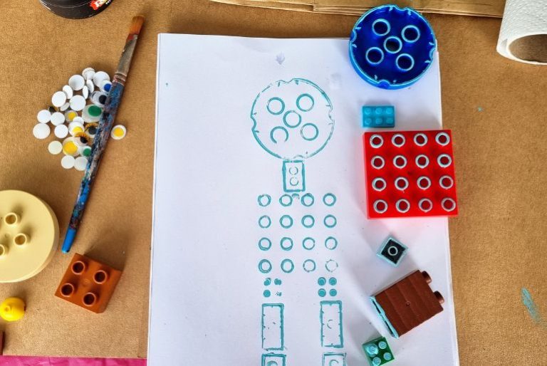 Print Making with LEGO and DUPLO - Kiwi Families